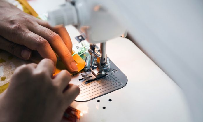 How Does a Sewing Machine Work? (Helpful Mechanism Guide) | Sew Care